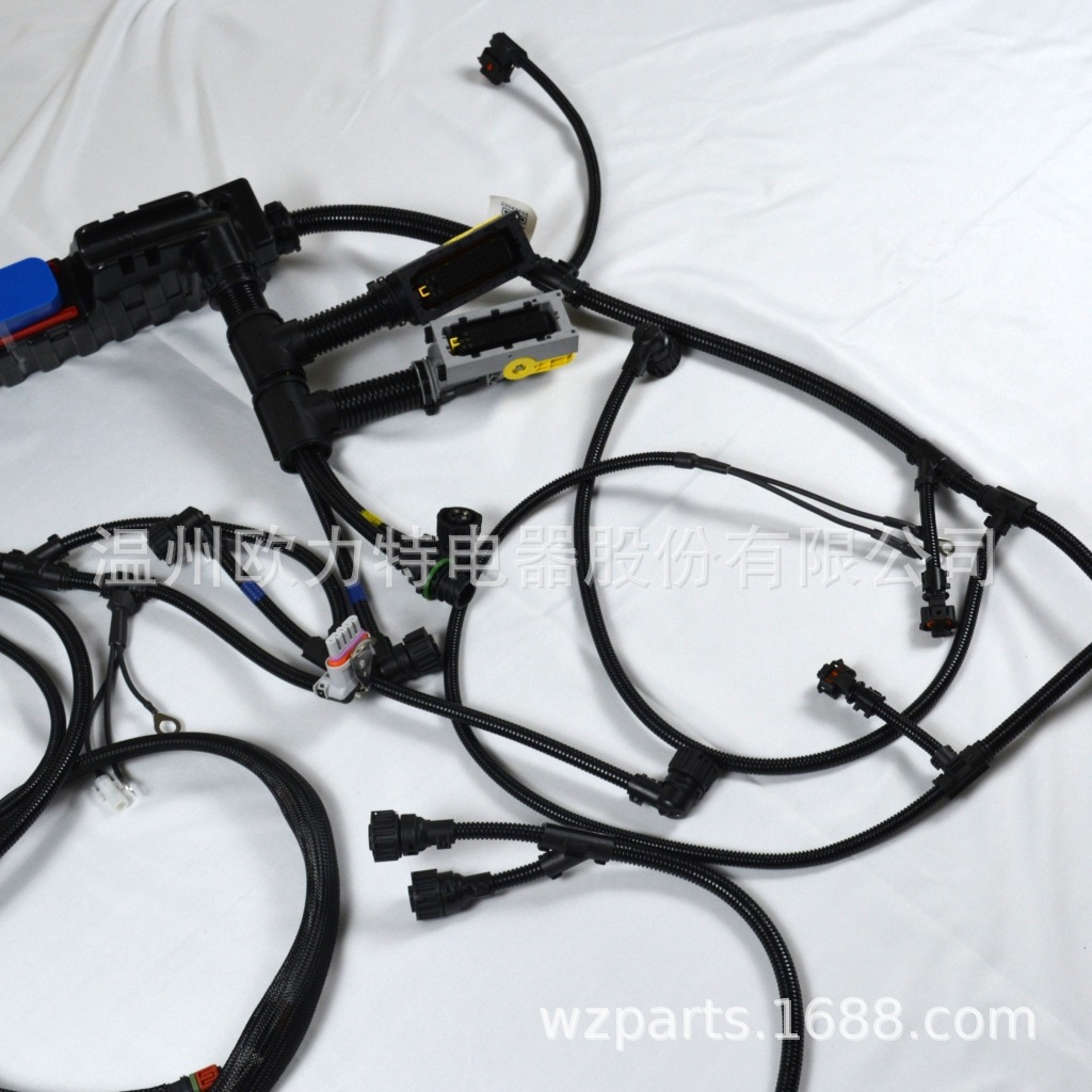 汽车卡车发动机线束插头VOE 22041555汽车线束重卡配件 汽车线束-阿里巴巴