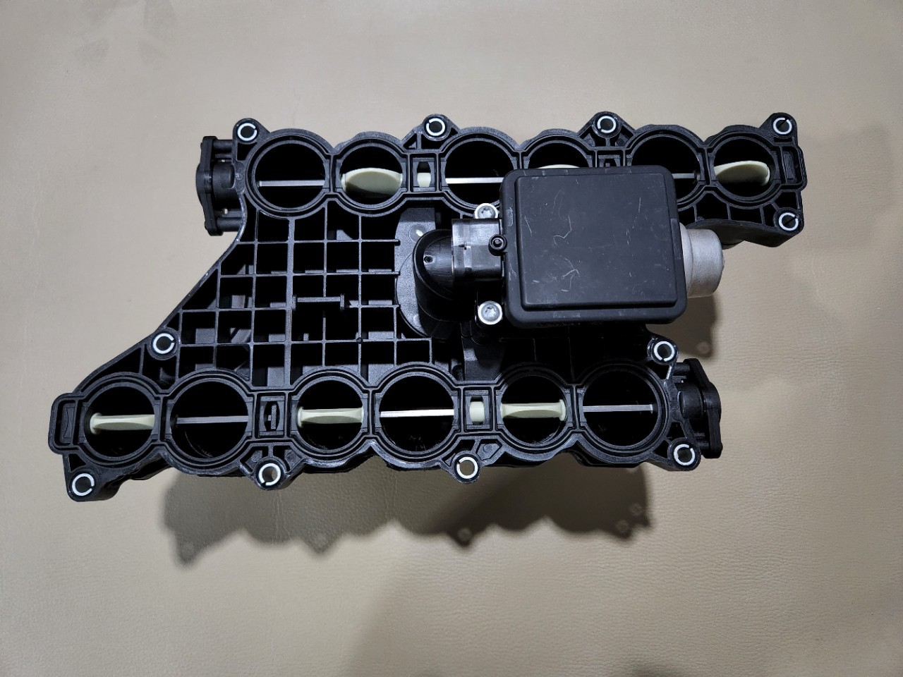 适用于大切诺基 皮卡3.0T 进气歧管68535767AA 68211206AC-阿里巴巴