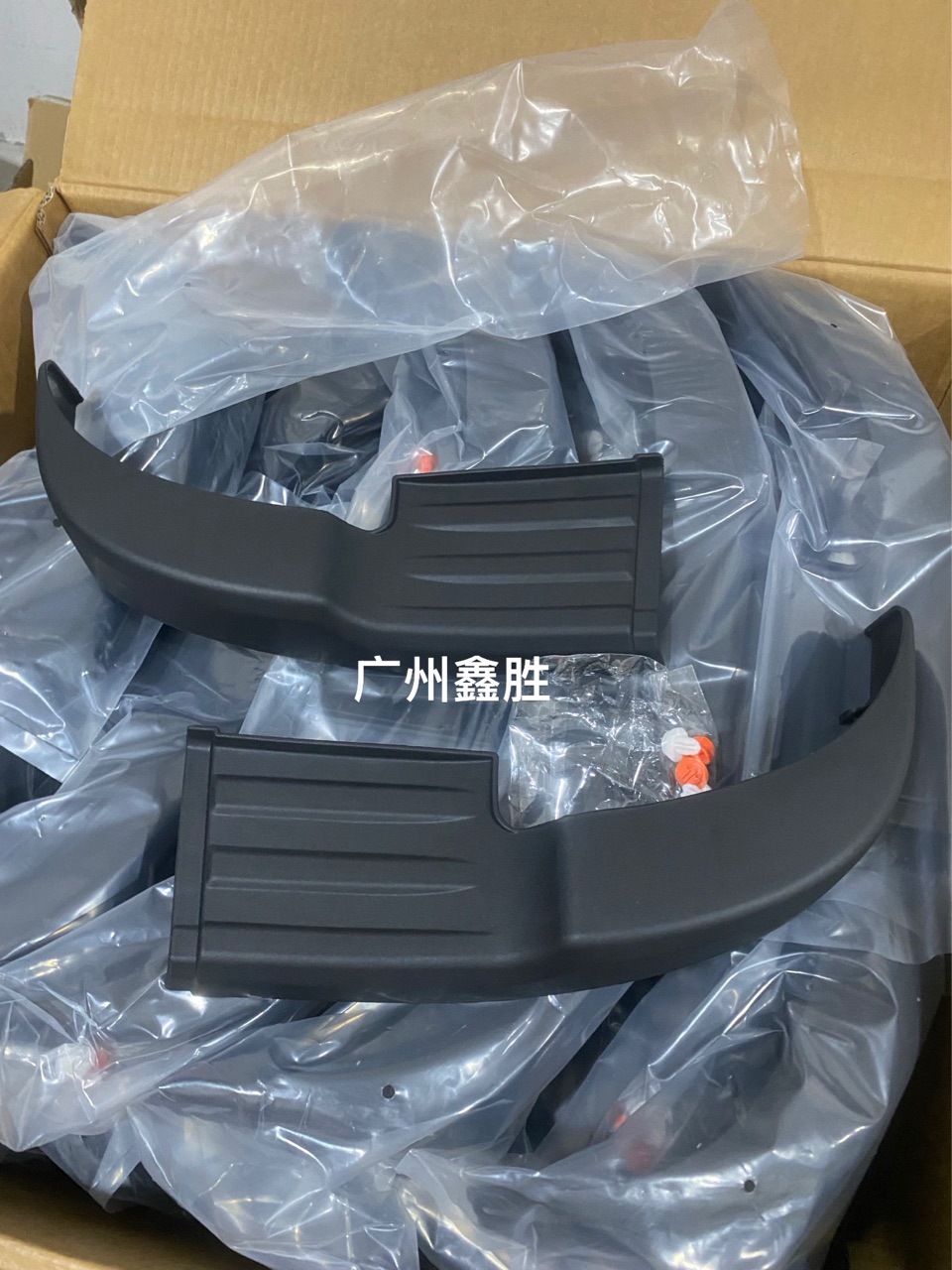 52164-0K030适用于丰田皮卡海拉克斯REVO 后保险杠左侧挡板包角-阿里巴巴