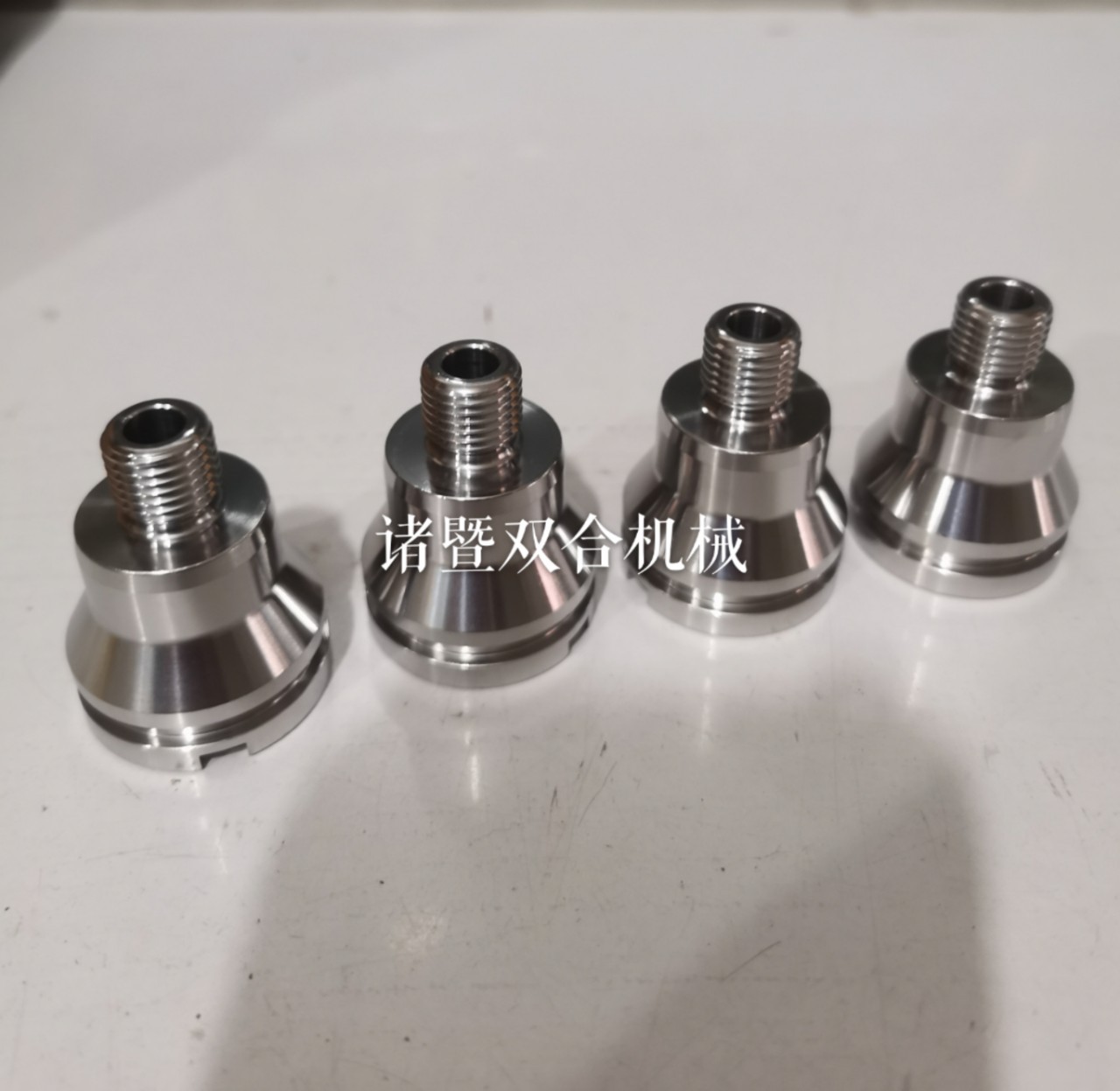 工厂直销喷油嘴铜套喷油器衬套ME030855 ME120079 3680873 6D40-阿里巴巴