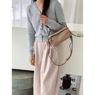 2024春夏新款EVOLY&BLOOM 韩风流行清新百搭圆筒形枕头包斜跨包包-阿里巴巴