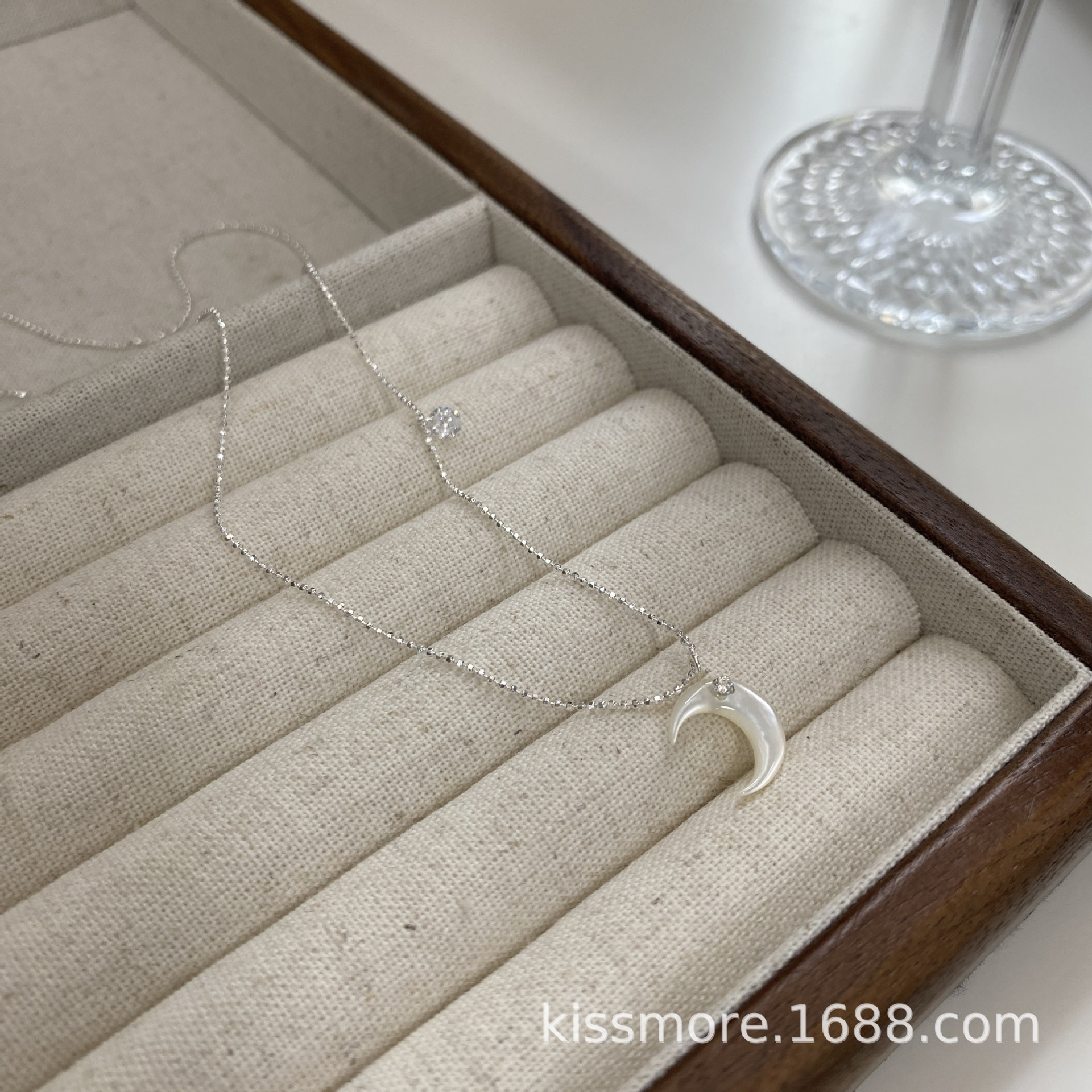 琛墨日月星河简约骨兰白蝶贝月亮纯银项链仙女小众锁骨链轻奢s925-阿里巴巴