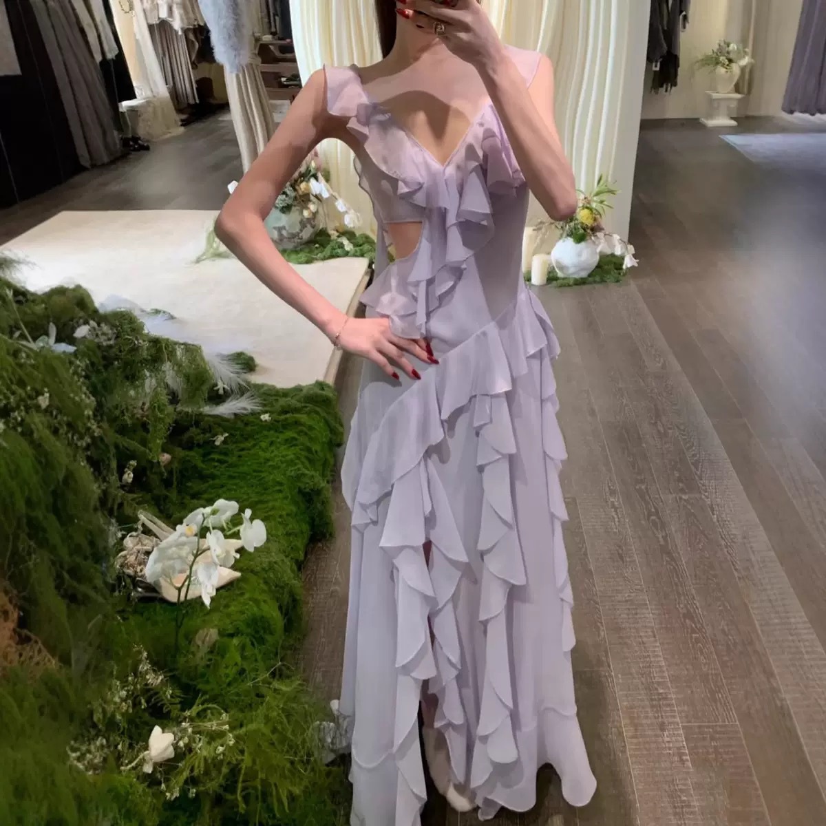 26小众新款度假风浪漫紫色连衣裙V领荷叶气质长裙-阿里巴巴