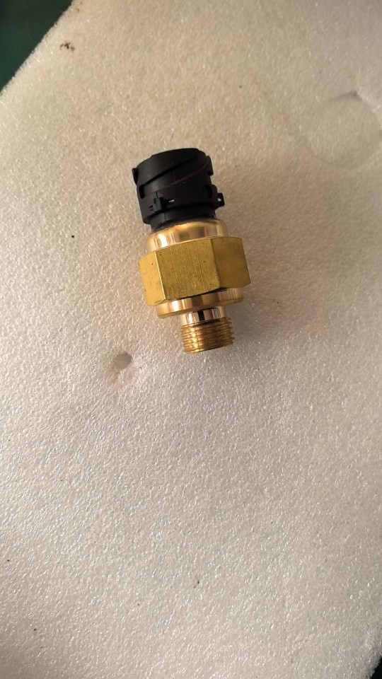 卡车压力传感器 H53.825813 H53825813 21345733 0095421918-阿里巴巴