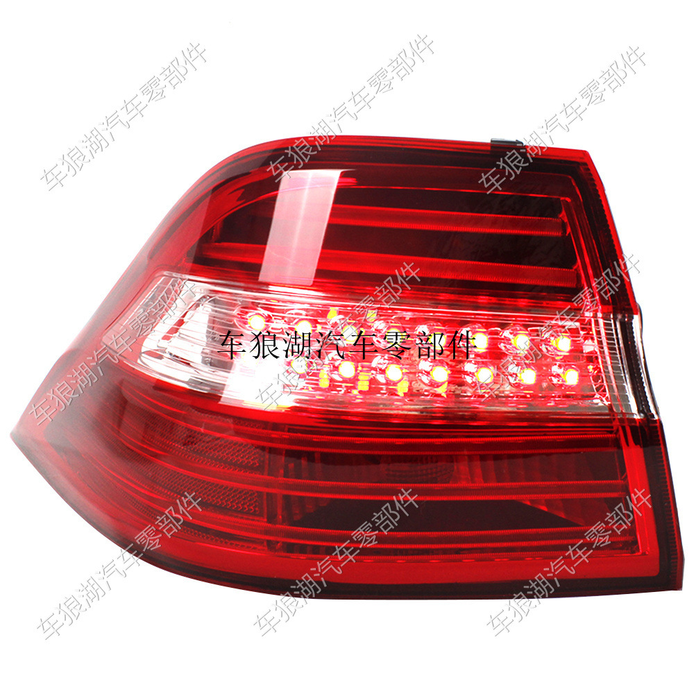适用奔驰 W166 ML350 ML550 2011-2015 A1669063501 外侧尾灯-阿里巴巴