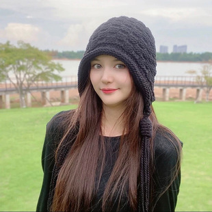 秋冬新款毛线帽字女麻花辫流苏套头帽户外保暖防寒护耳可爱包头帽-阿里巴巴