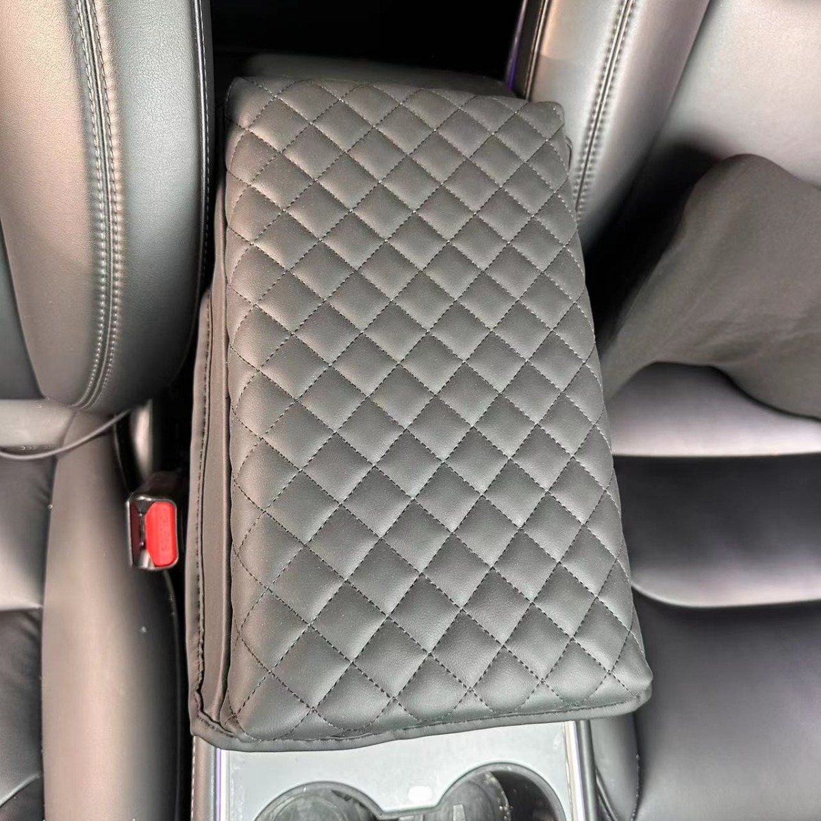 Suitable for Tesla armrest box pad special pad central armrest box ...