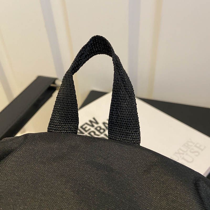 休闲旅游男帆布简约双肩包通勤背包男潮大容量中学生书包旅行包-阿里巴巴