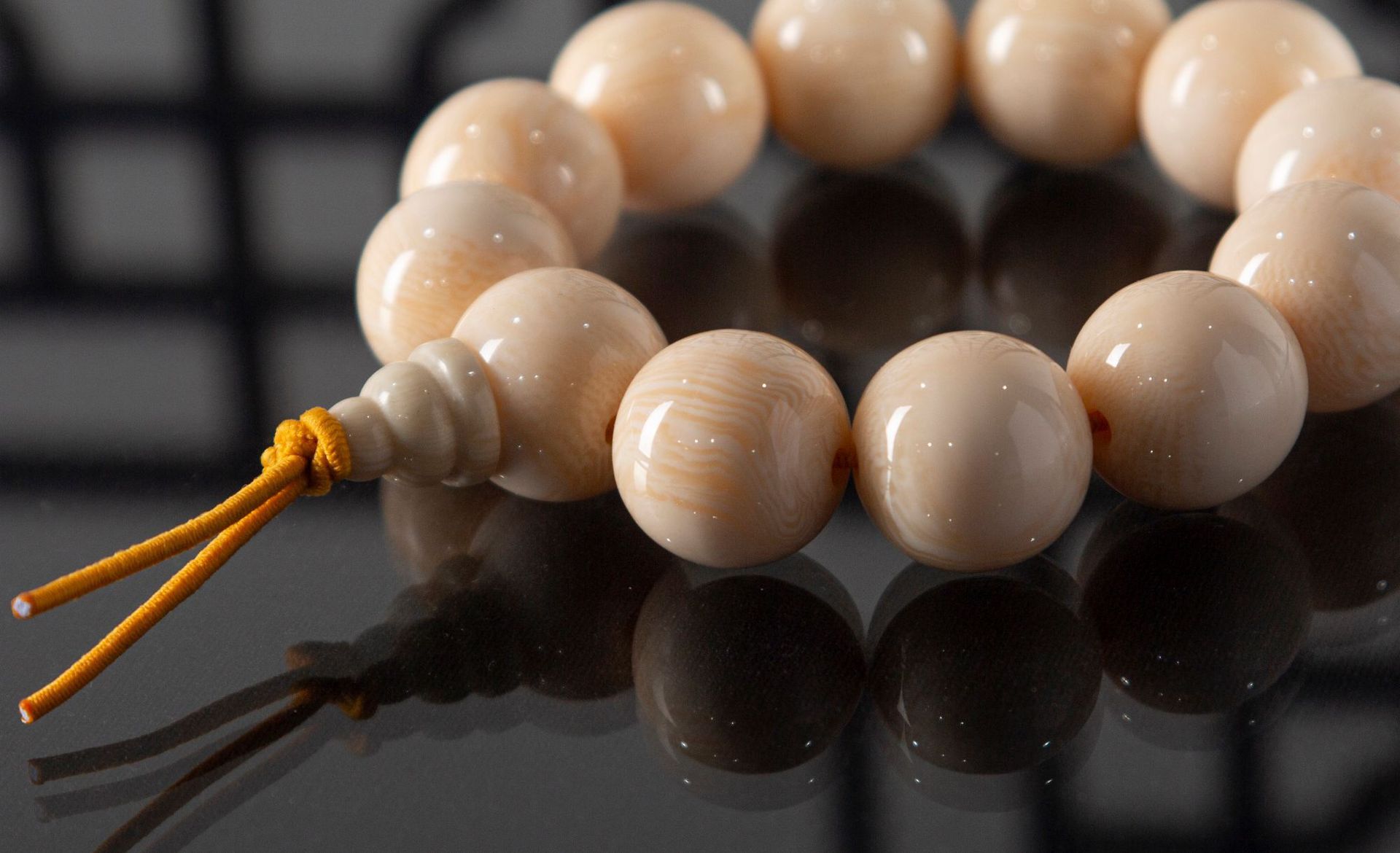 仿猛犸象牙佛珠手串树脂手链文玩单圈小饰品20mm圆珠念珠水晶佛塔-阿里巴巴