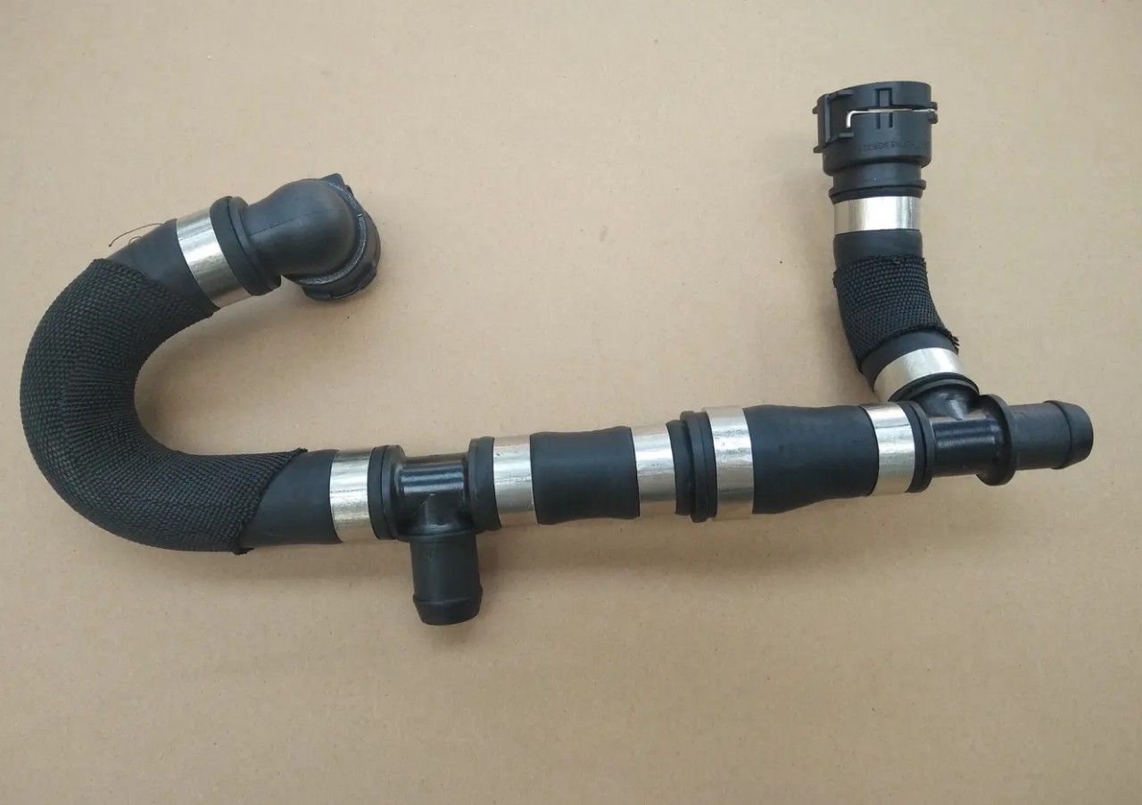 适用于奥迪A6L C6暖风水管 4F0819375B 4F0 819 375B-阿里巴巴