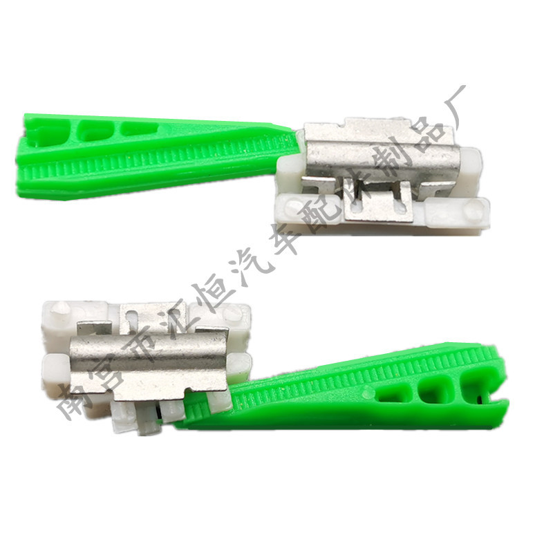 适用梅德赛斯 奔驰W202 W124 W201车顶固定夹卡扣 A2016980660-阿里巴巴