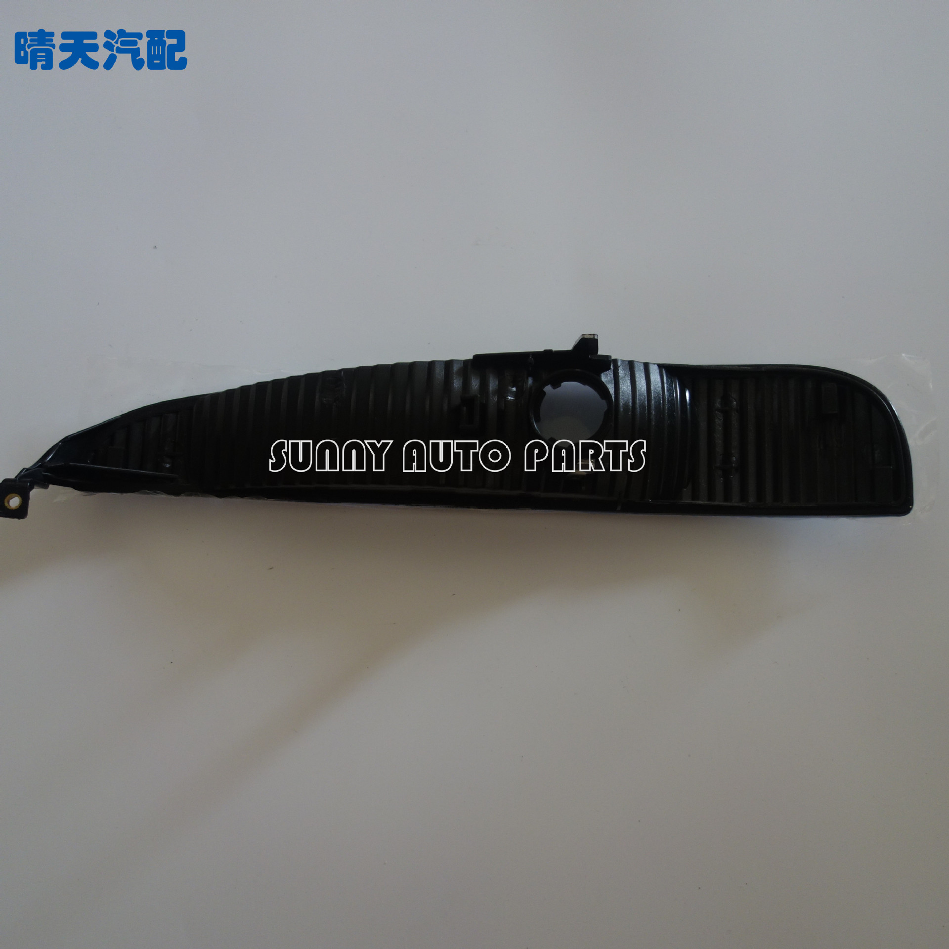 适用于欧系卡车奔驰AXOR前大灯停车灯眉灯9408200321 9408200221-阿里巴巴