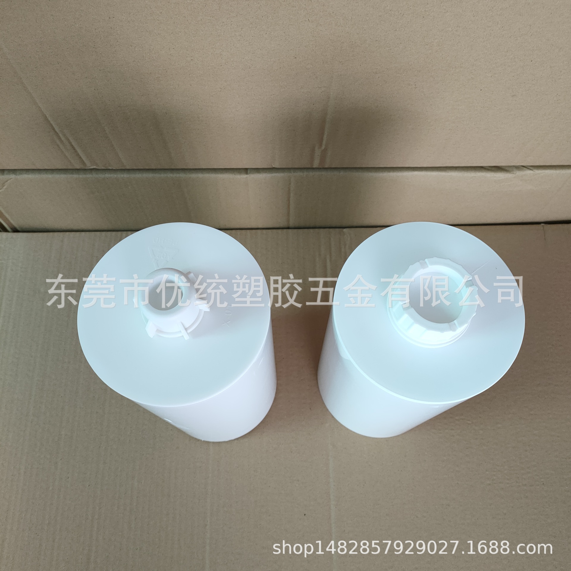 硅胶瓶子2.6L密封胶水包装罐2600ML双组份胶瓶密封塑胶管密封胶瓶-阿里巴巴