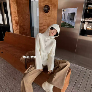 MADEINOST 气质淑女冬季新款连帽拉链侧开衩纯色套头毛衣 S7227#-阿里巴巴