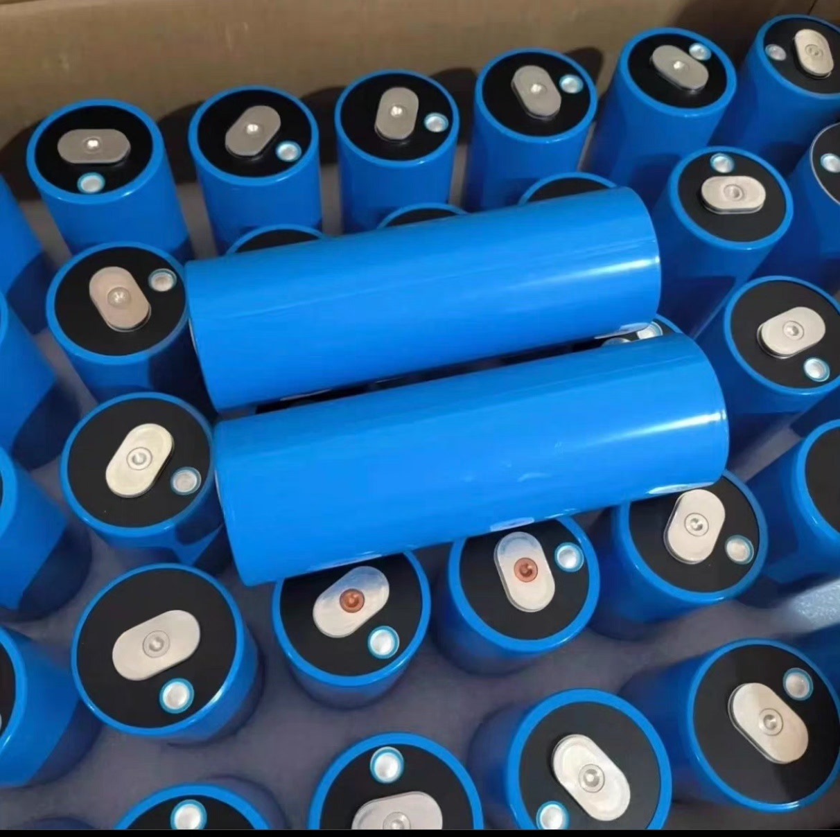 全新宁德时代25Ah组装充电宝3.2V圆柱型锂电池磷酸铁锂电芯46135-阿里巴巴