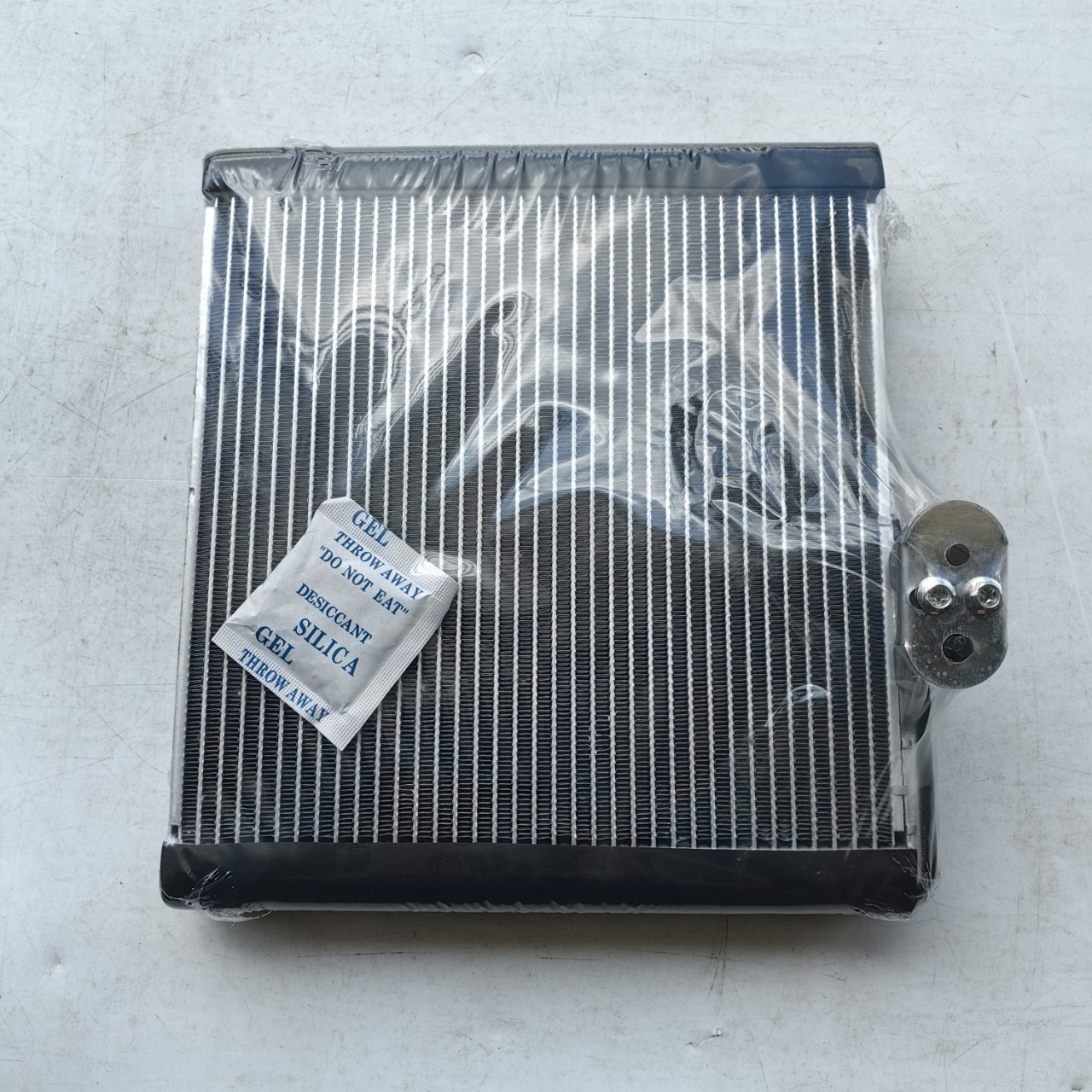 适用于丰田海拉克斯REVO 蒸发器88501-0K390-阿里巴巴