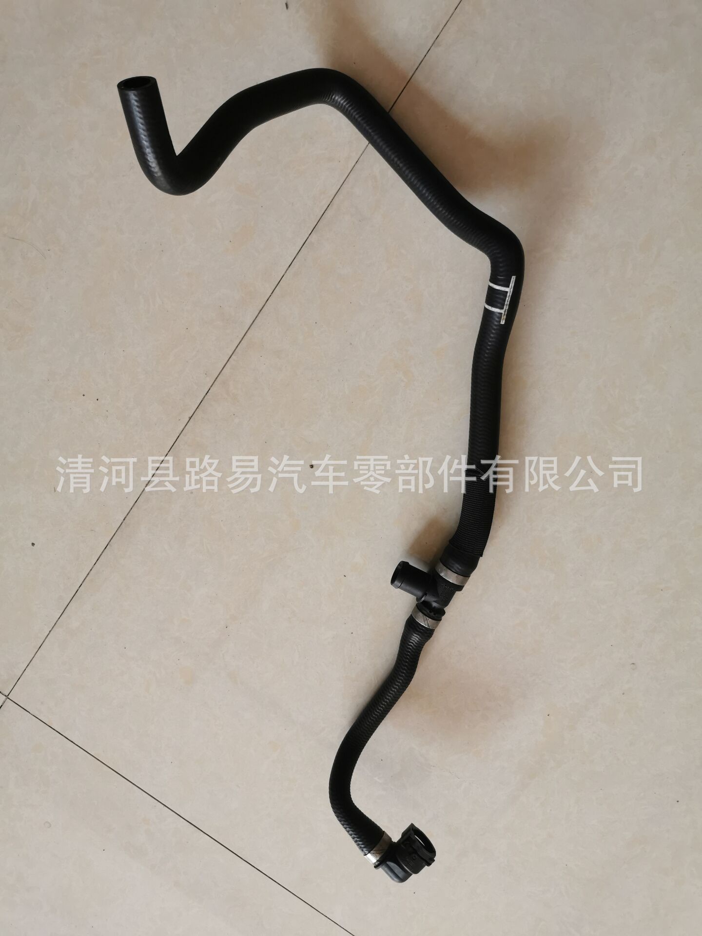 64219308346冷却水管 散热器软管 通风管废气管橡胶管适用于宝马-阿里巴巴