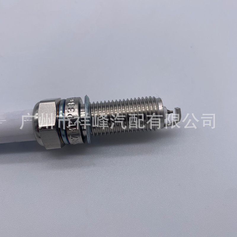 外贸跨境批发汽车火花塞嘴A004159180326适用于奔驰YR7MPP33-阿里巴巴