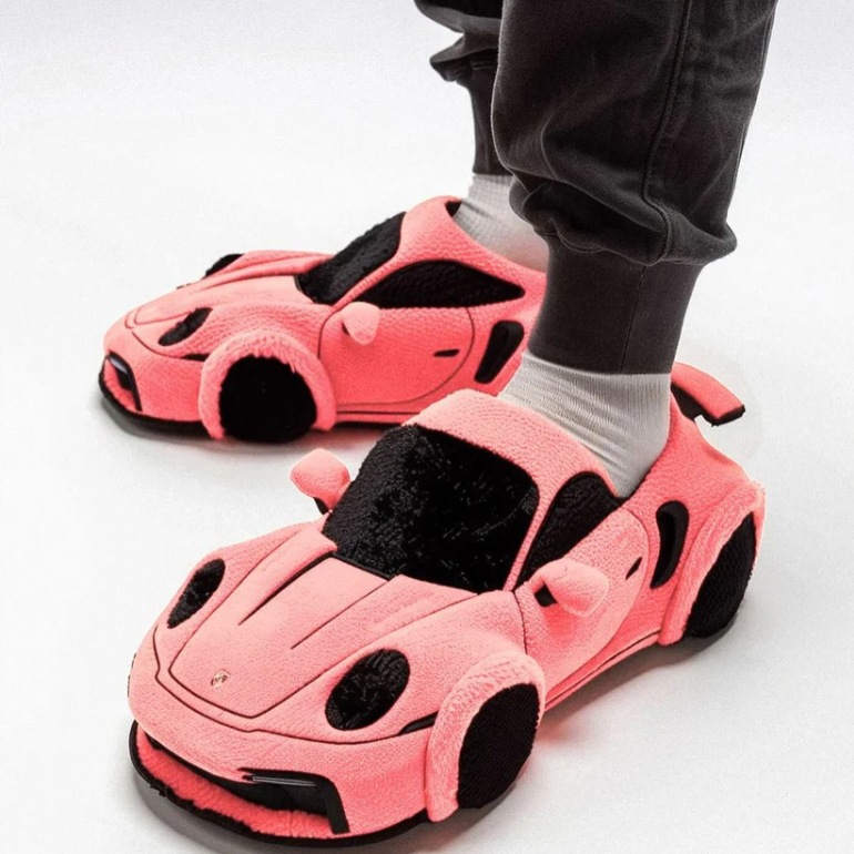 跨境porsche plush slippers Racing 宝马保时捷赛车毛绒拖鞋玩具-阿里巴巴