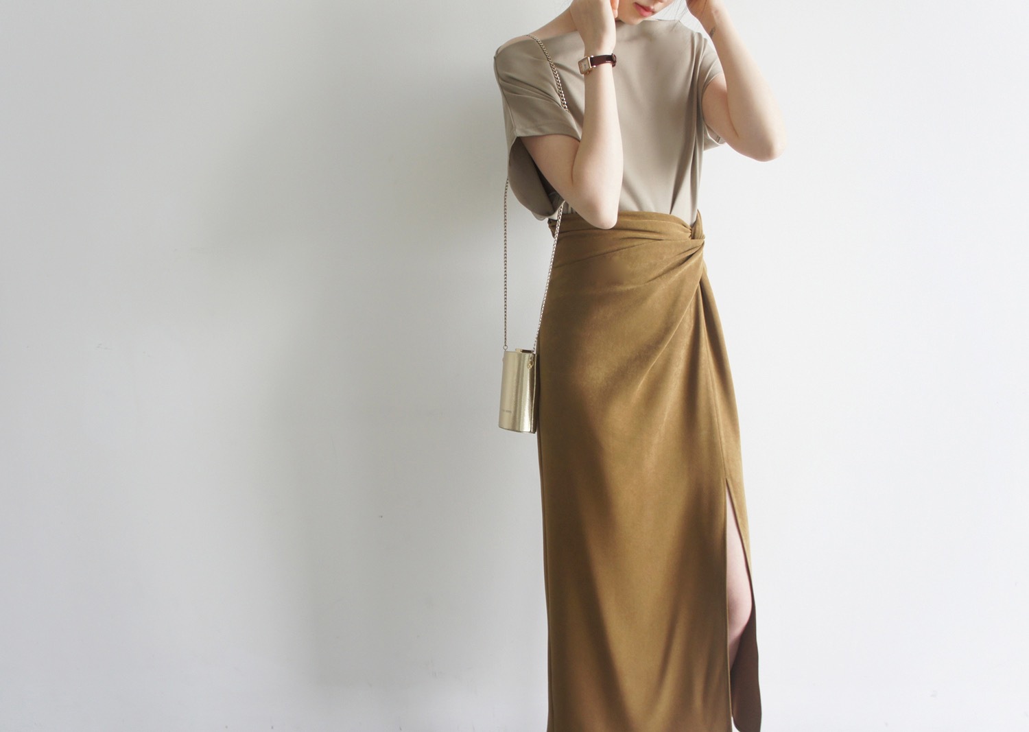 JOJOZ 芥末雾面质感交叉设计高腰侧开衩过膝半身裙气质时髦女下装-阿里巴巴