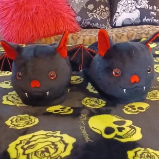 跨境新款 Vampire Bat Slippers 黑色吸血鬼蝙蝠毛绒居家棉拖鞋-阿里巴巴